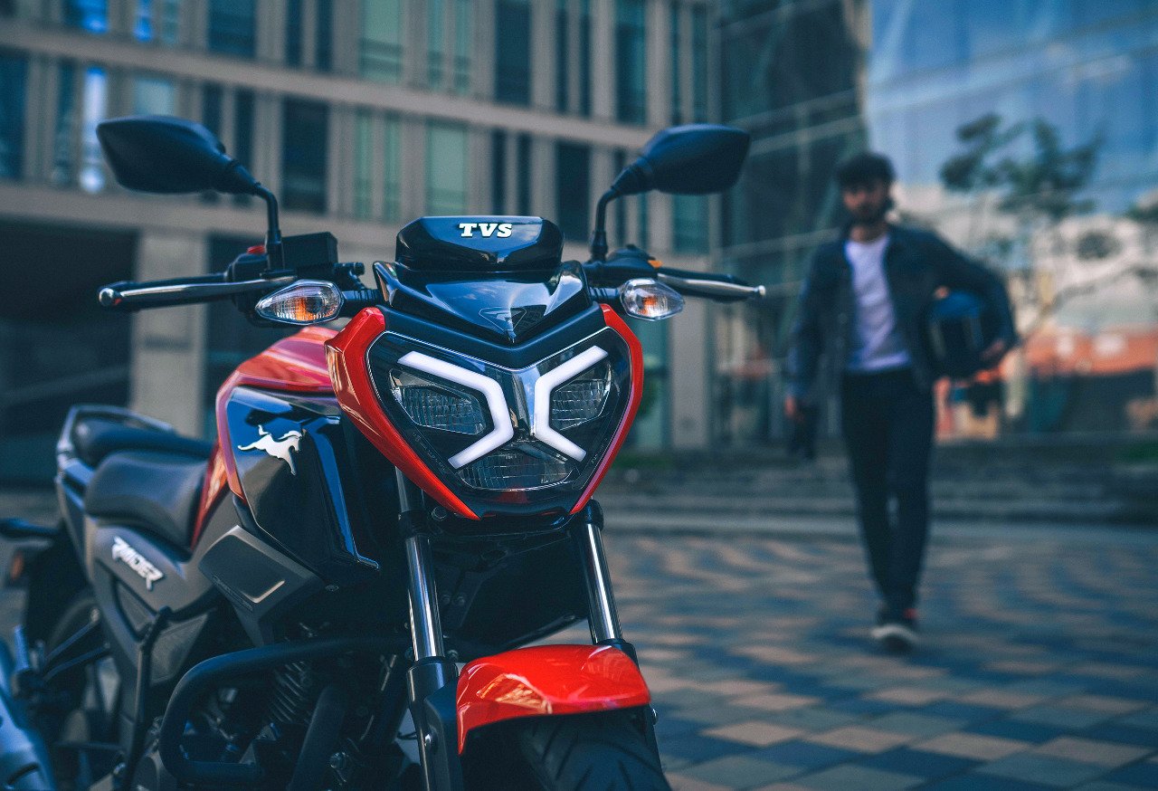 Auteco SAS y TVS presentan la motocicleta Raider 125 - Háblalo Noticias