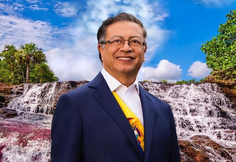 La foto oficial del nuevo Presidente de Colombia - Háblalo Noticias